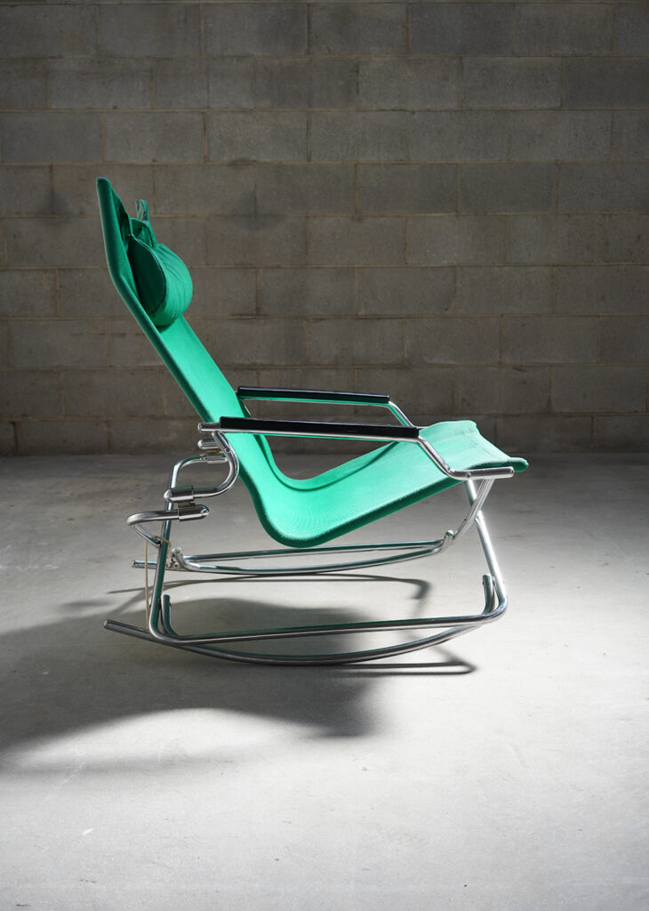 Uchida Z Chair — SODA