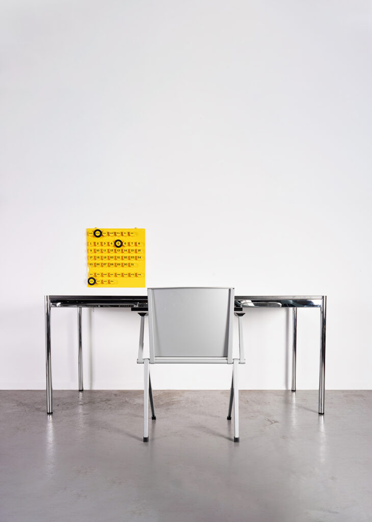 USM Haller Advanced Desk — SODA